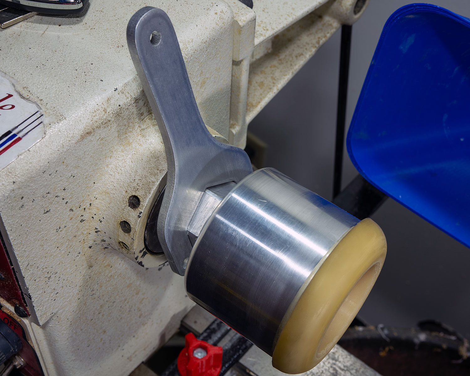 Wrench that fits Glue Hub or Vacuum Chuck | Simple Woodturning Tools